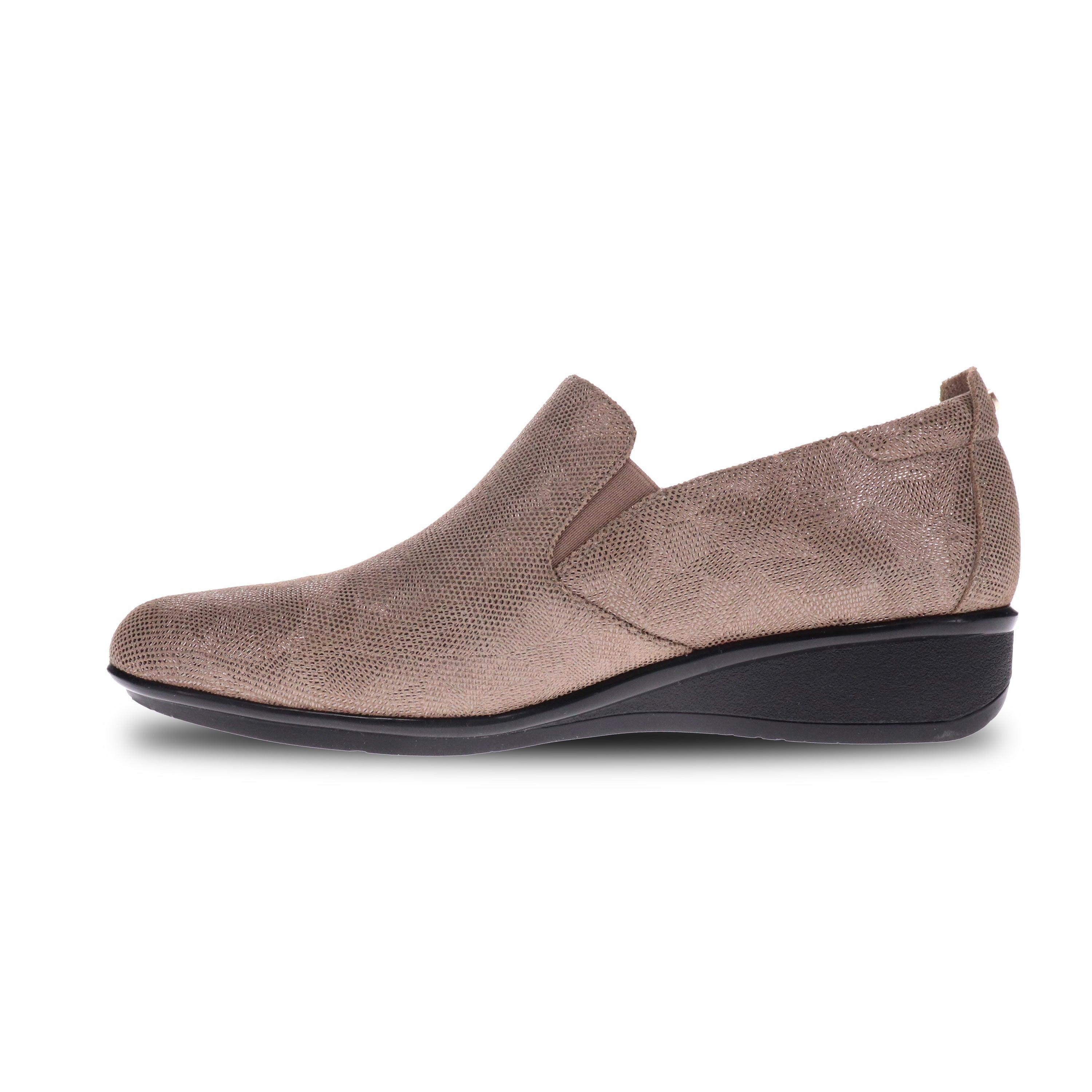 WOMEN'S REVERE JAMAICA | CHAMPAGNE ANGLE – Randy's Shoes