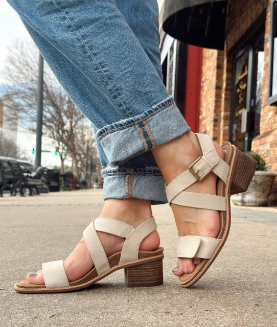 WOMEN'S AETREX KRISTIN HEEL | IVORY – Randy's Shoes