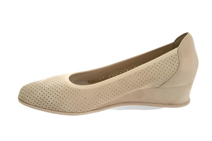 WOMEN'S VANELI DALIAN | NUDE SUEDE – Randy's Shoes